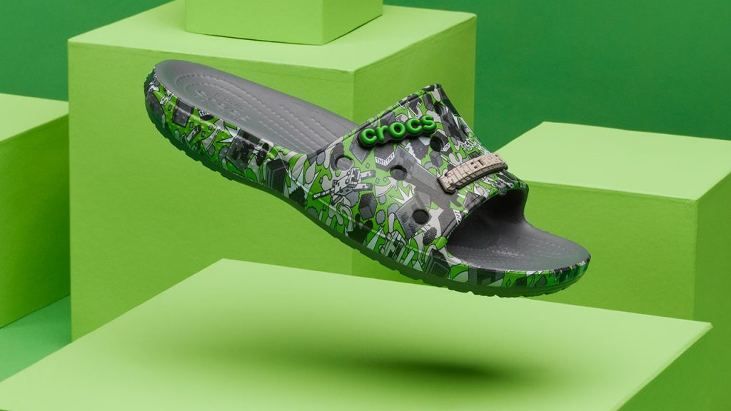 Minecraft x Crocs : lancement de la gamme (chaussures, pins et goodies ...