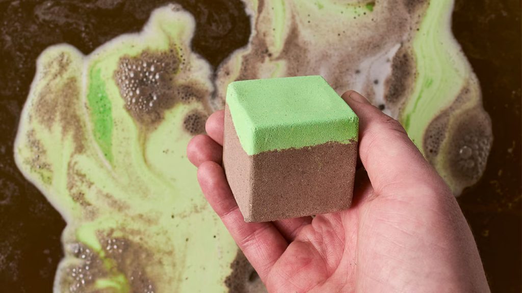 Nouvelle collection Minecraft x LUSH : des bombes de bains et un DLC ...